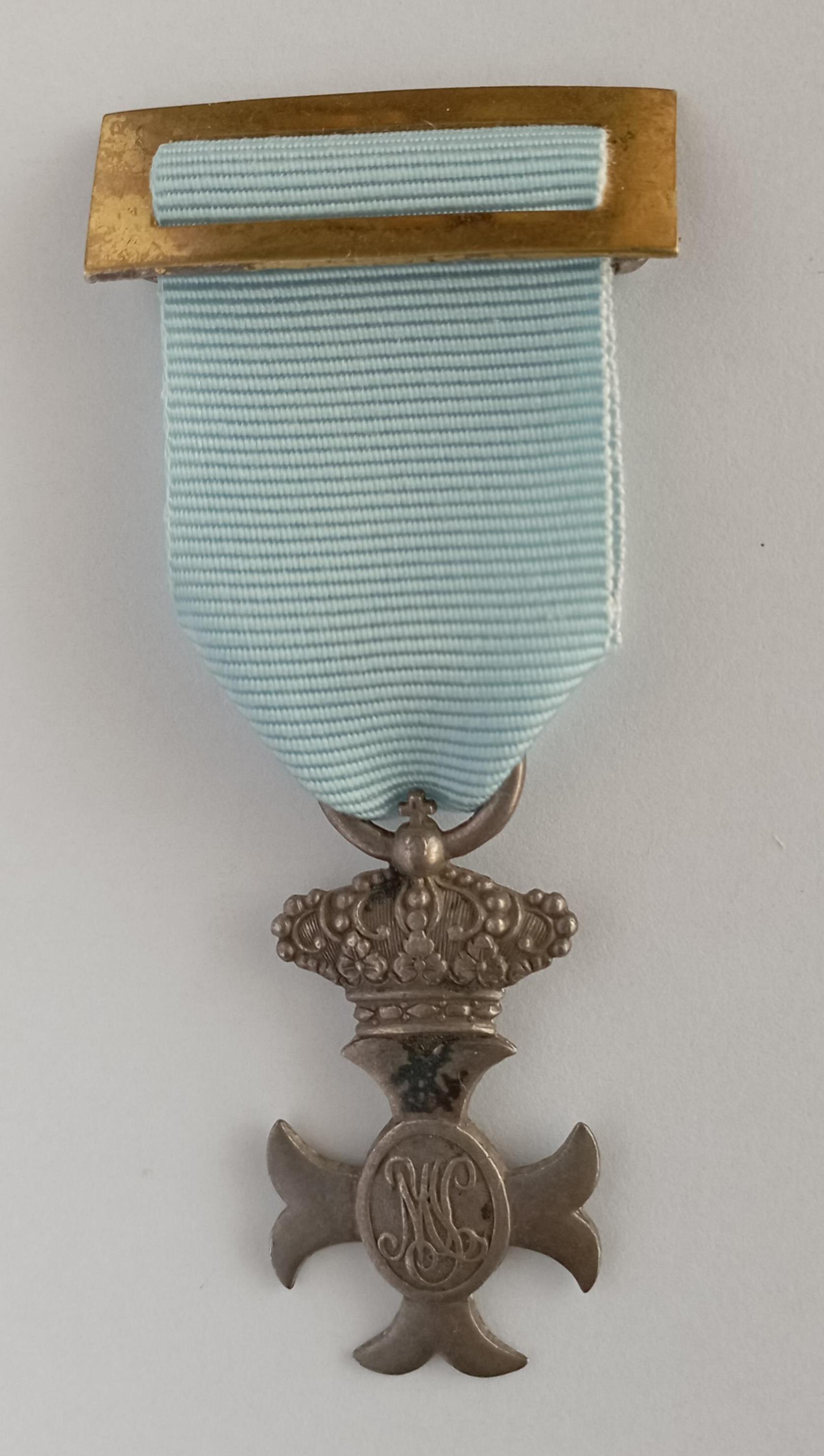 Cruz de María Isabel María Luisa